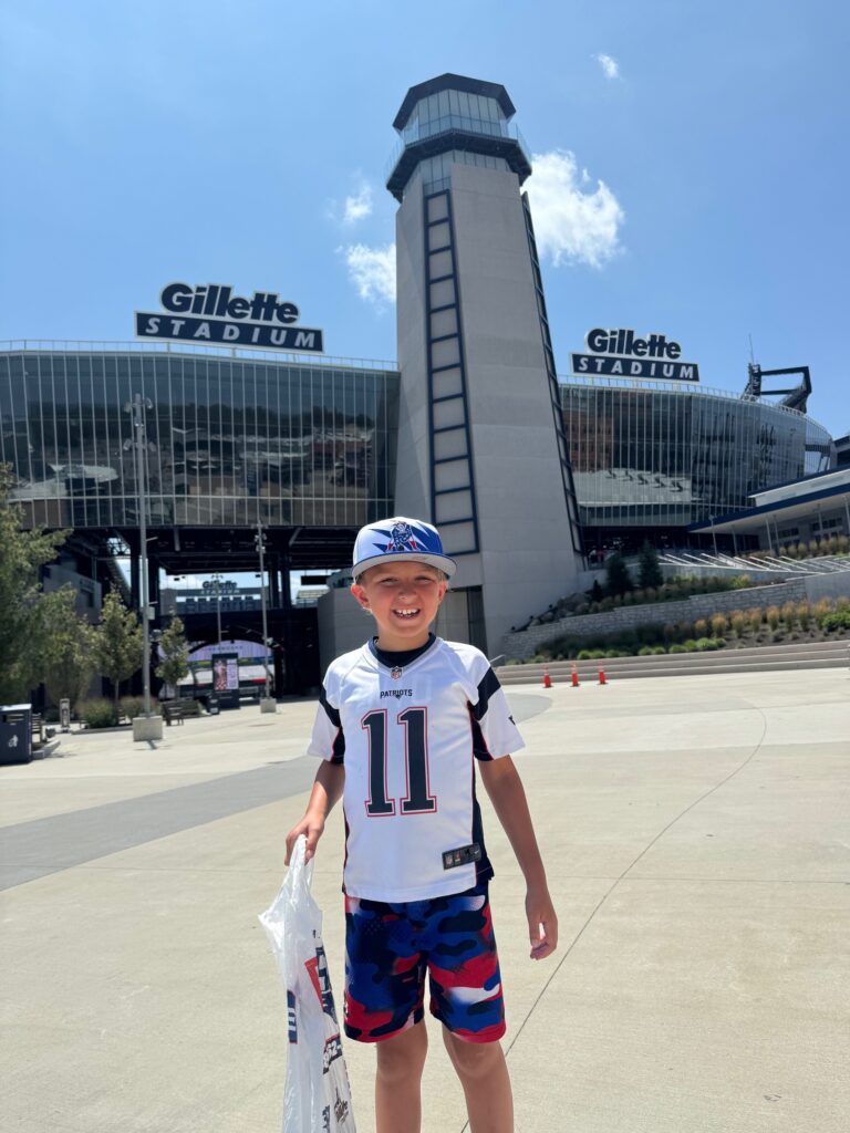 Announcing This Year’s Panini Kid Reporter: Louis DiVito – The Knight's ...